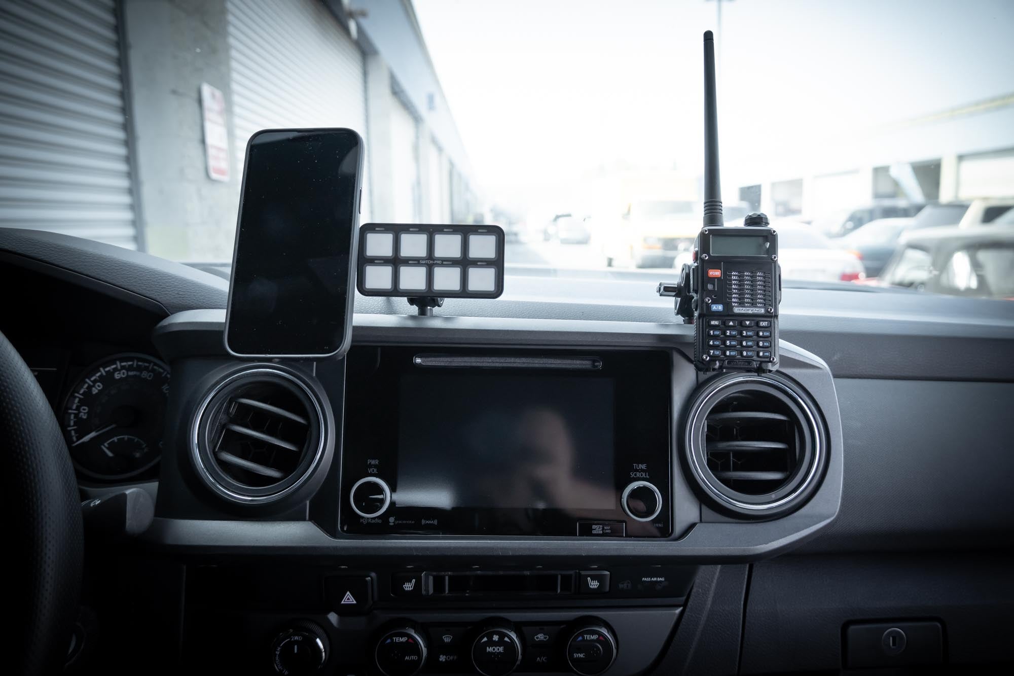 Dashtop Multi Mount (DMM) – Yota Nation